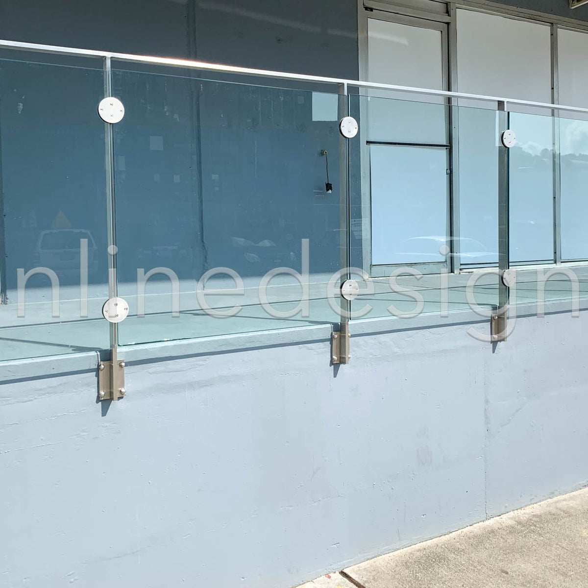 Commercial Glass Railing on the Lonestar Building in WA – Inline Design